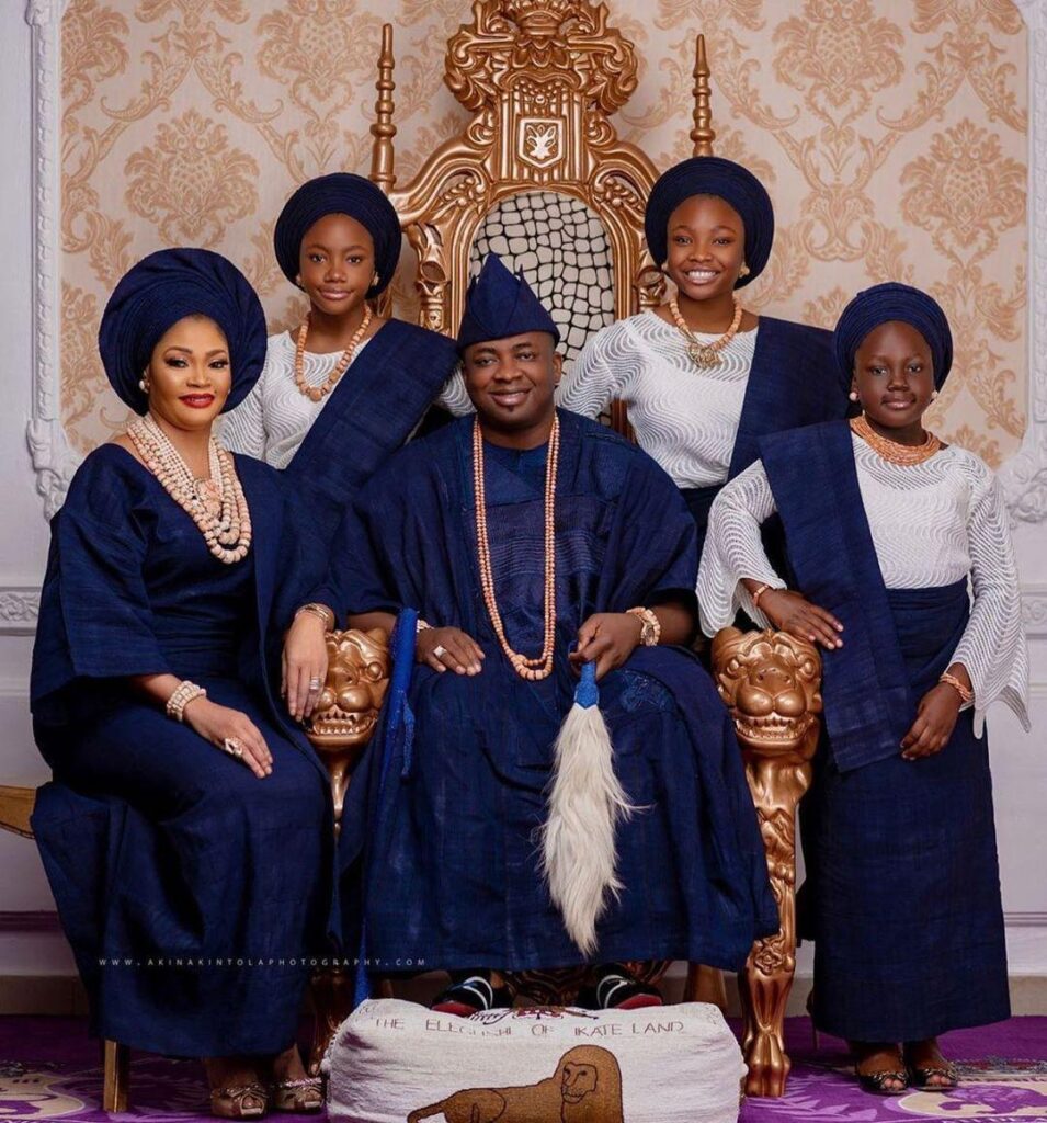 Monarchy: Forms & Features of Monarchy System of Government